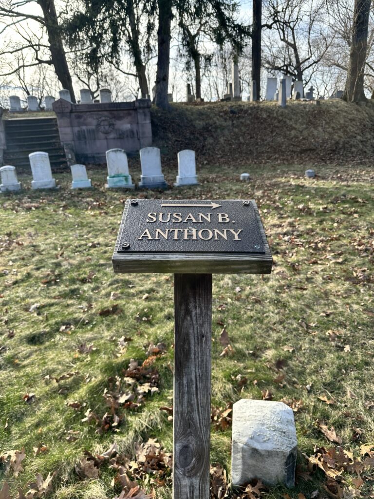 Mount Hope Cemetery - Hike and Stroll Rochester